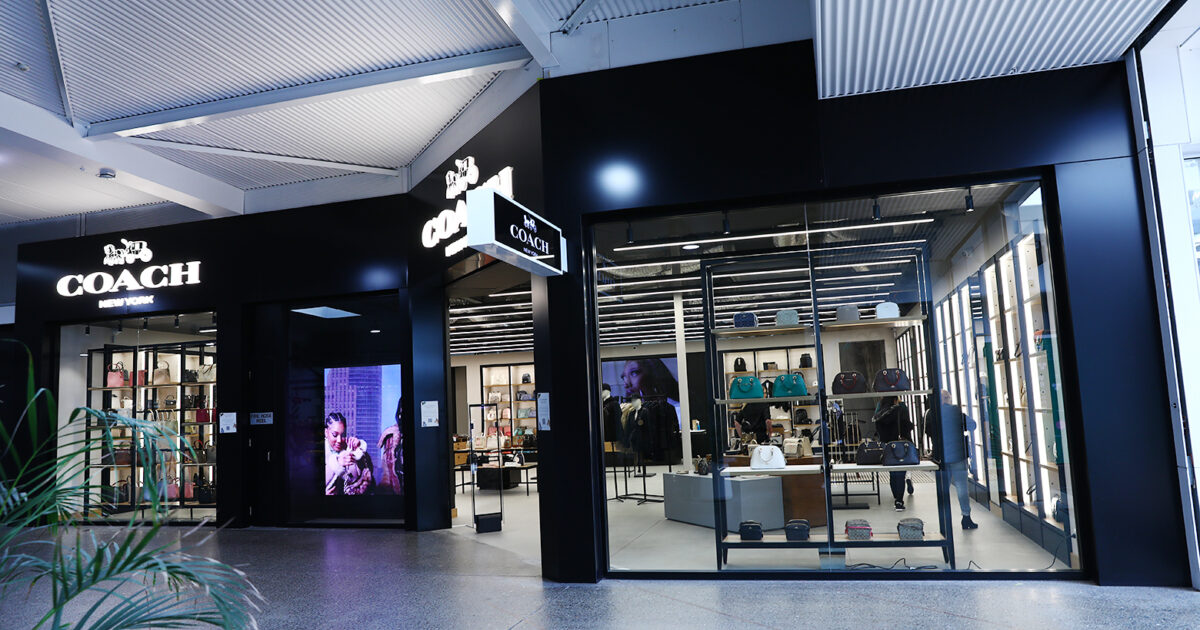 Harbour Town Adelaide • Coach Now Open