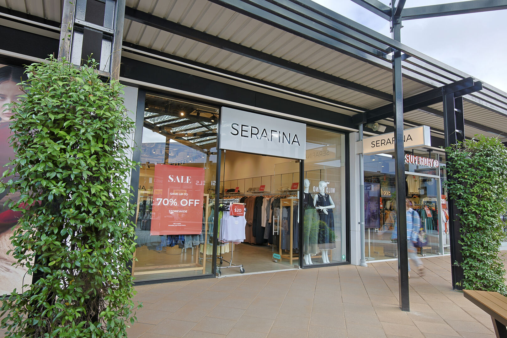 Harbour Town Adelaide • Female Fashion